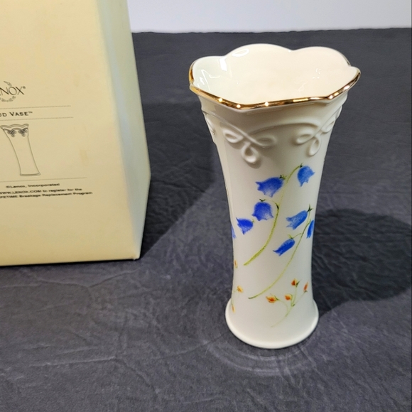 Lenox | Accents | Lenox Blue Bell Porcelain 5 Bud Vase With Gold Trim ...